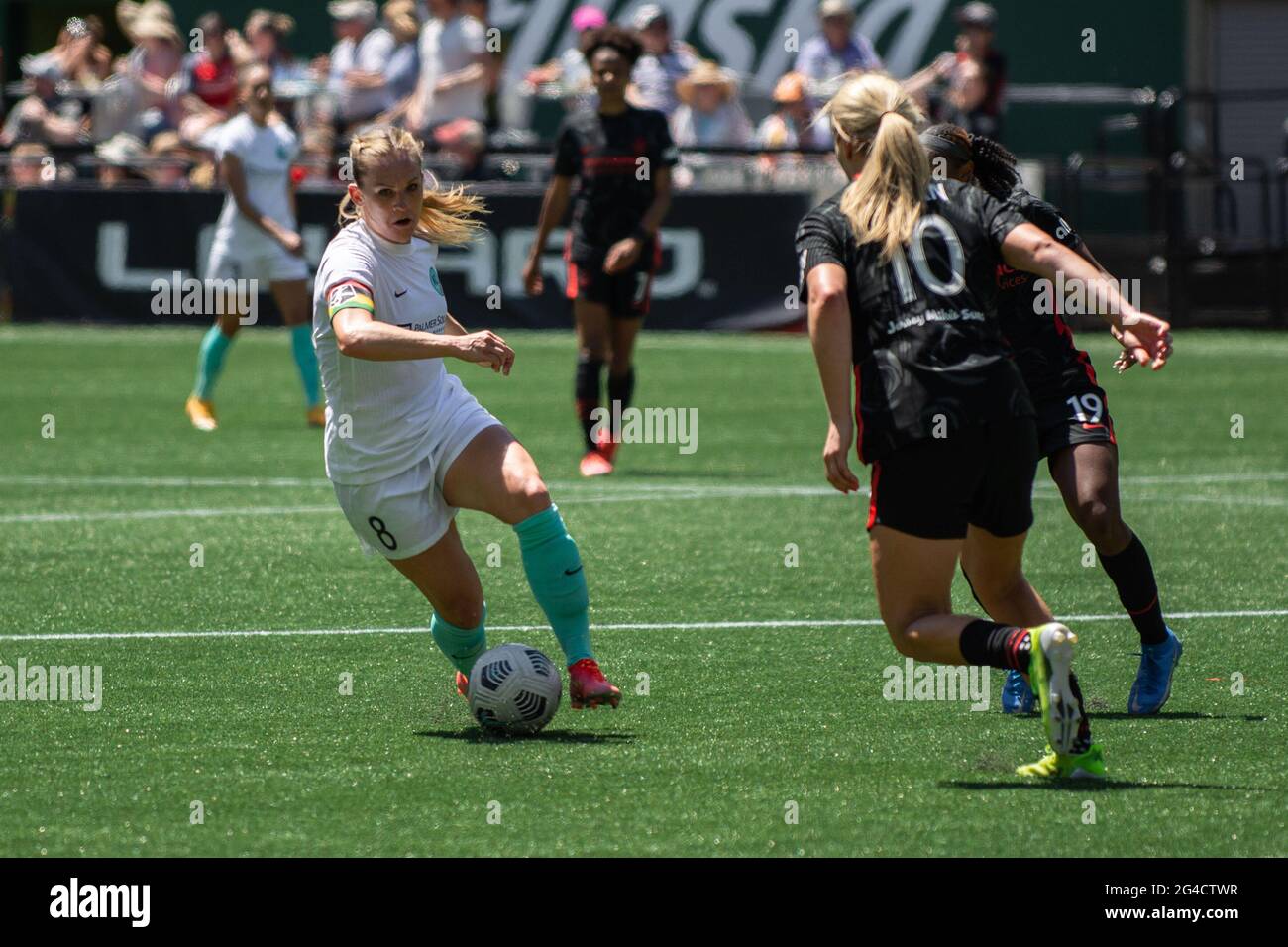 Amy rodriguez hi-res stock photography and images - Alamy