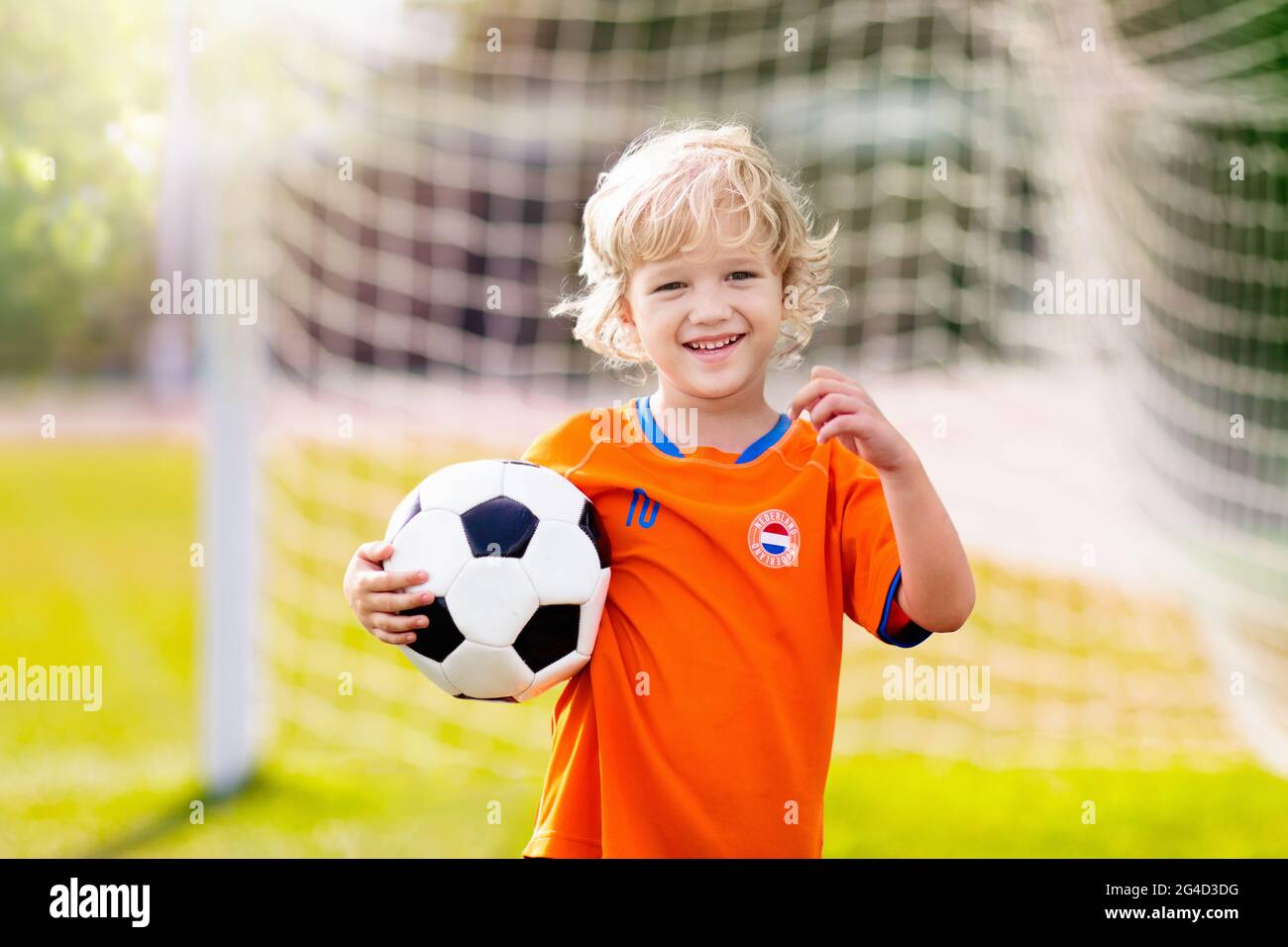 Young dutch national team training hi-res stock photography and images ...