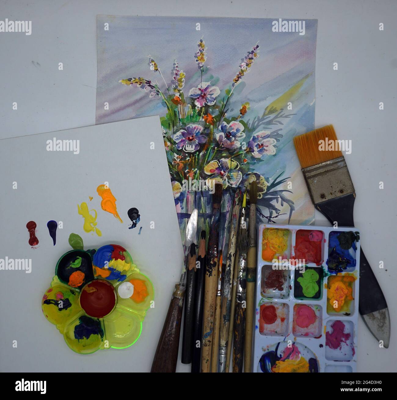 Equipment for painting, watercolor, Palette , paintbrush , mixing ...