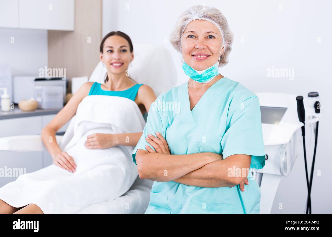 Office aesthetics hi-res stock photography and images - Alamy