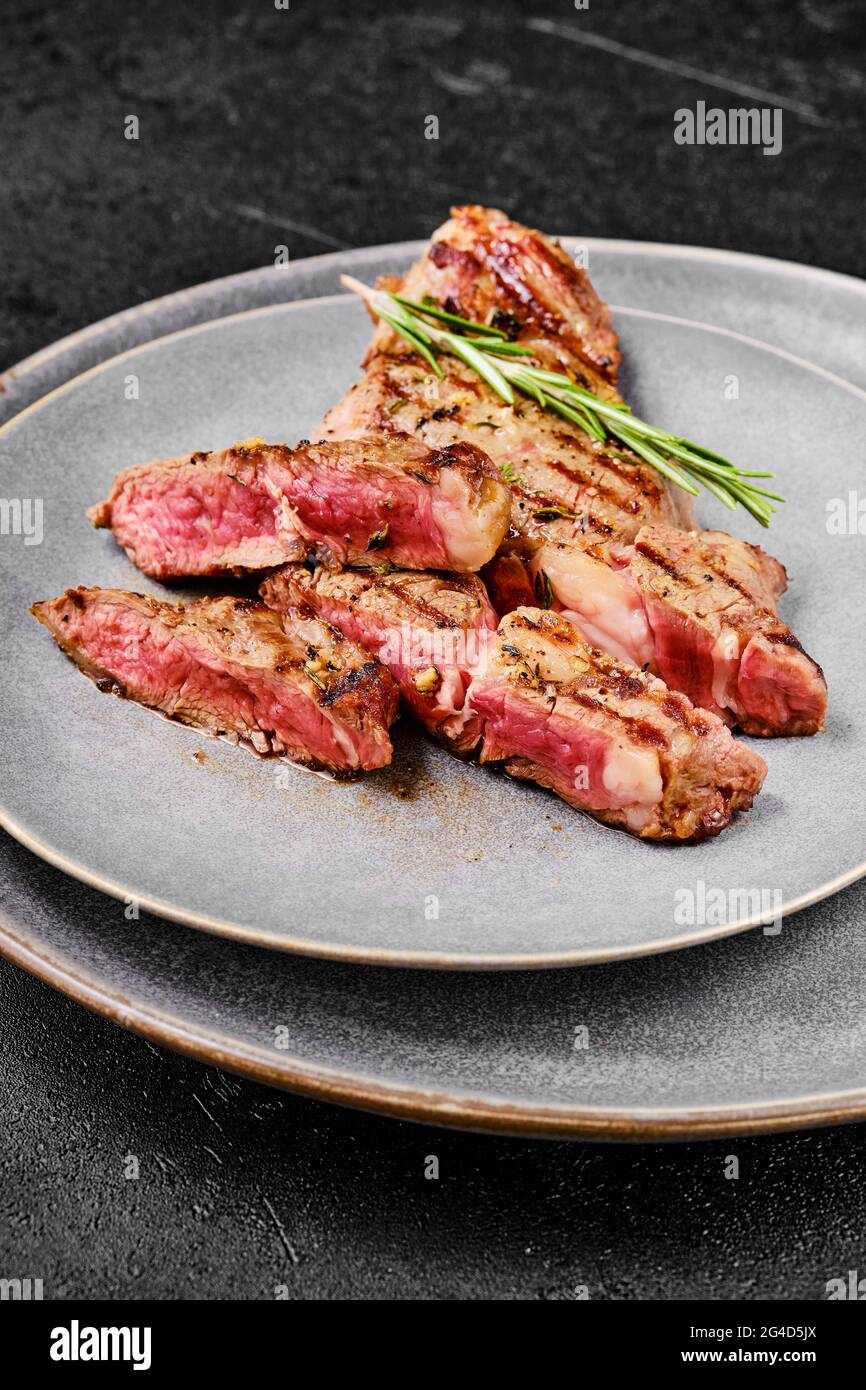 Ribeye on plate hi-res stock photography and images - Alamy