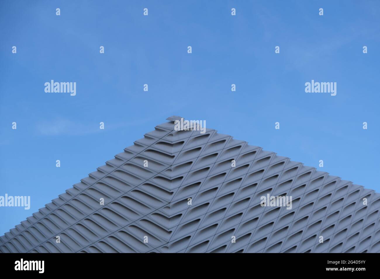 Triangle house design hi-res stock photography and images - Alamy