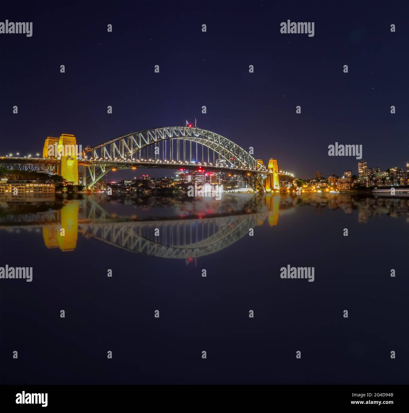 Panorama night view of Sydney Harbour and City Skyline of circular quay ...