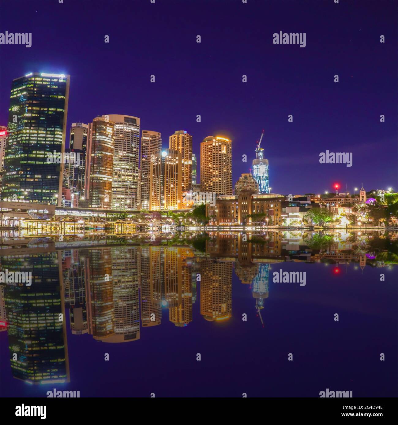 Panorama night view of Sydney Harbour and City Skyline of circular quay ...