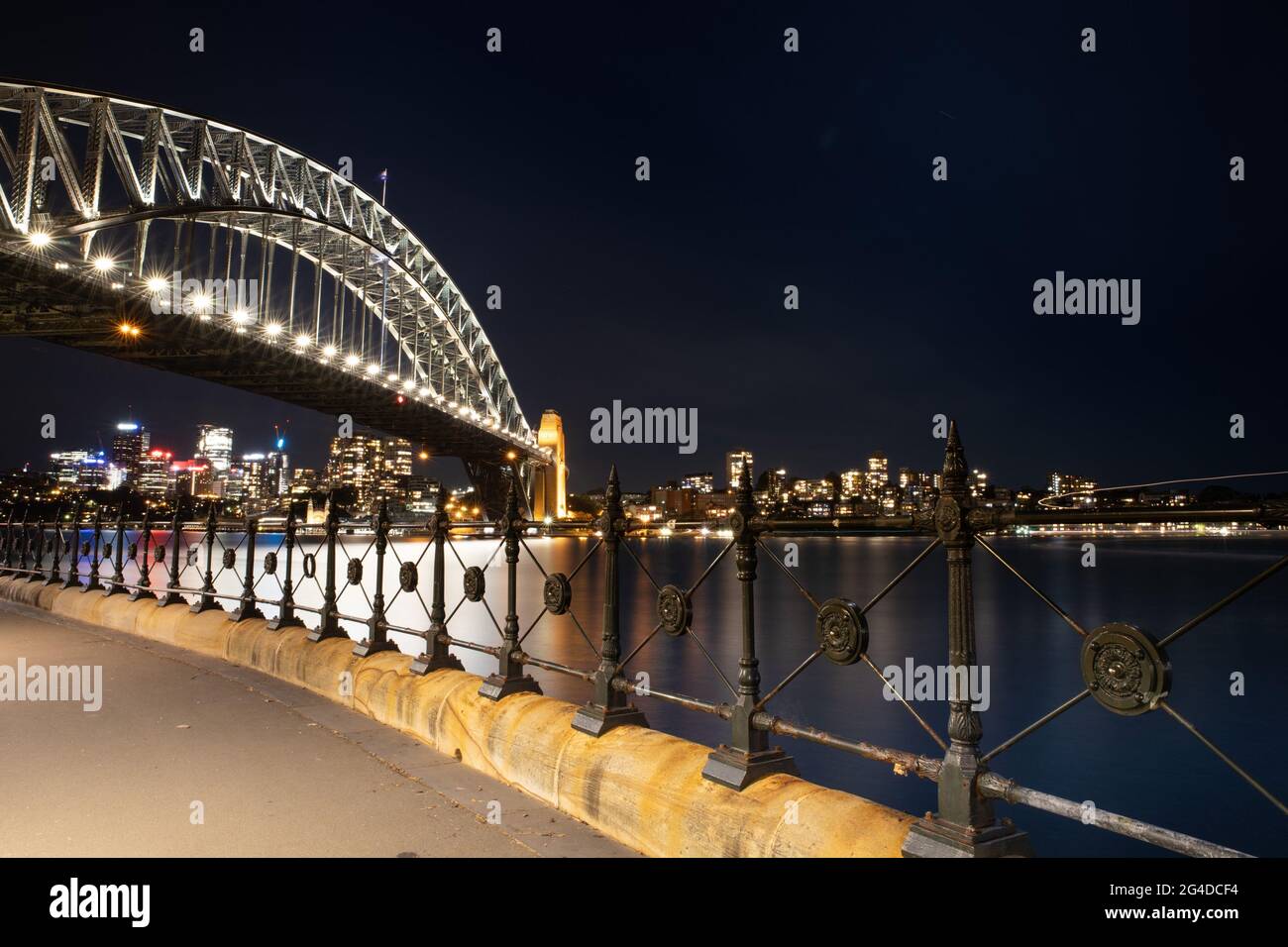 Panorama night view of Sydney Harbour and City Skyline of circular quay ...