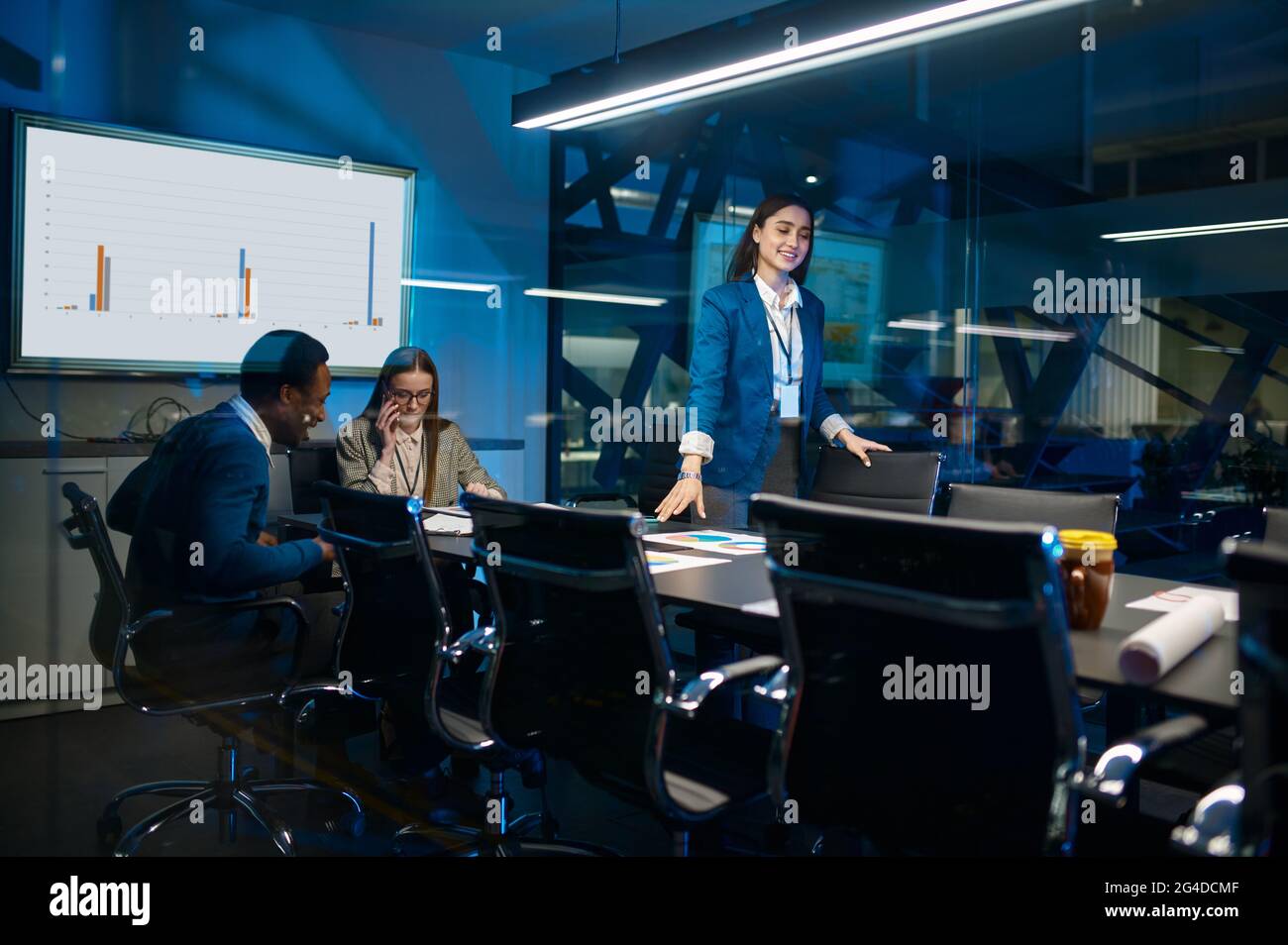 Working in night hi-res stock photography and images - Alamy