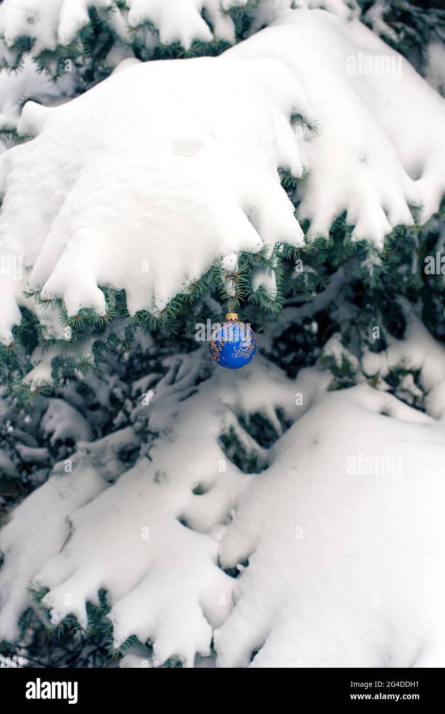 Avalanche cones hi-res stock photography and images - Alamy