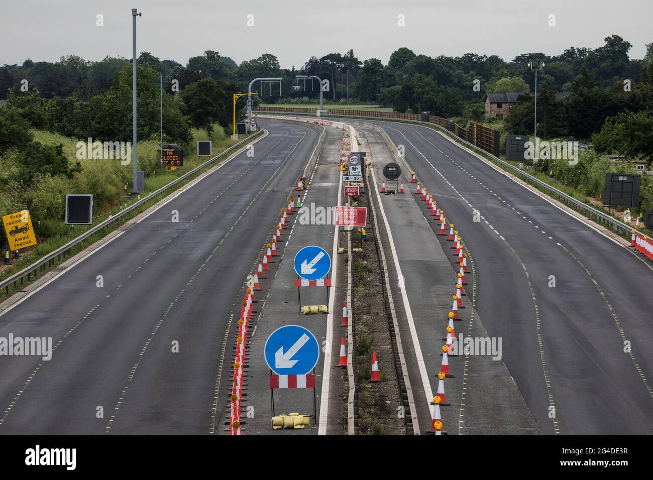 Smart motorway lane closure hi-res stock photography and images - Alamy