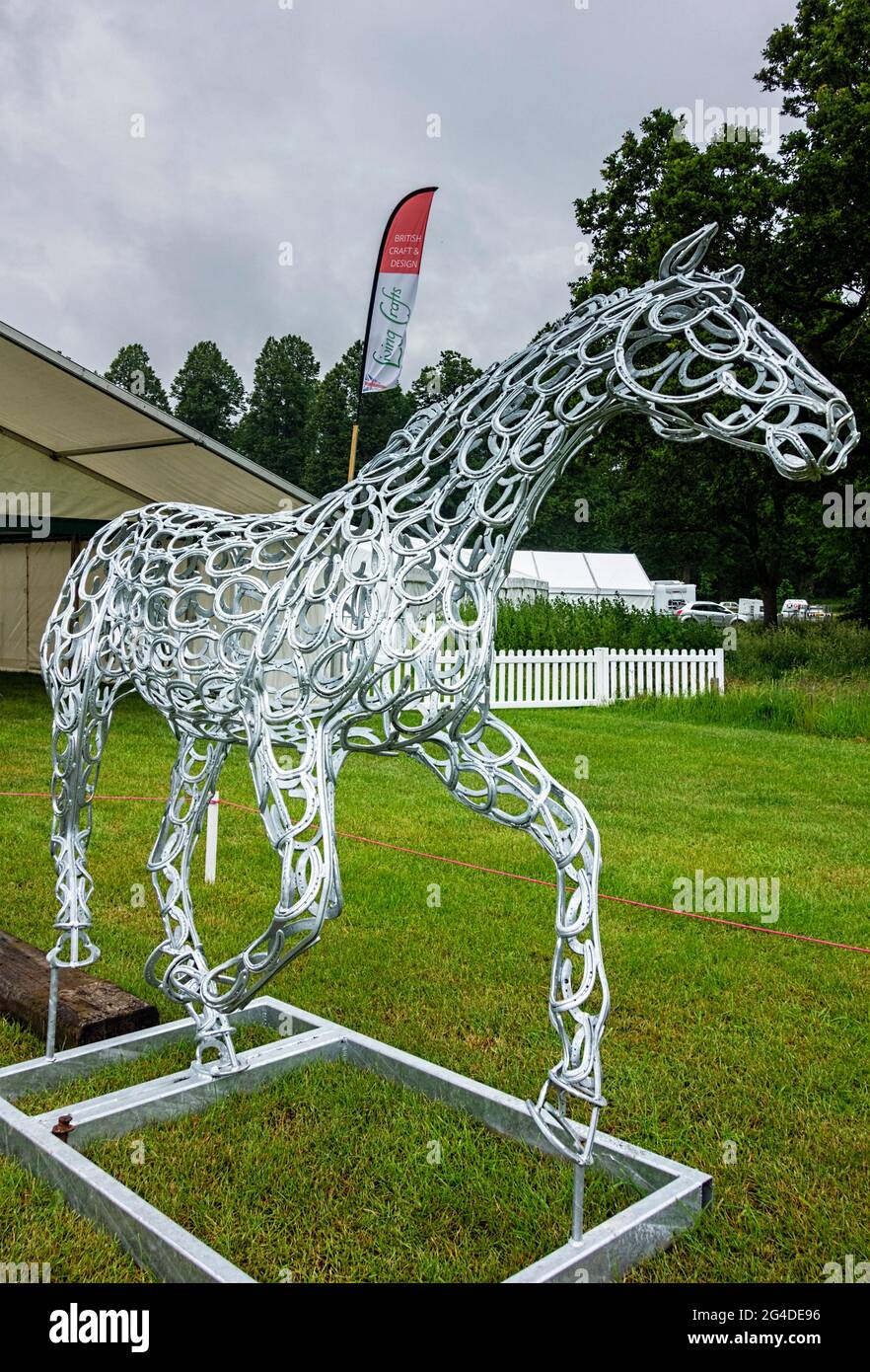 Horseshoe sculpture hi-res stock photography and images - Alamy
