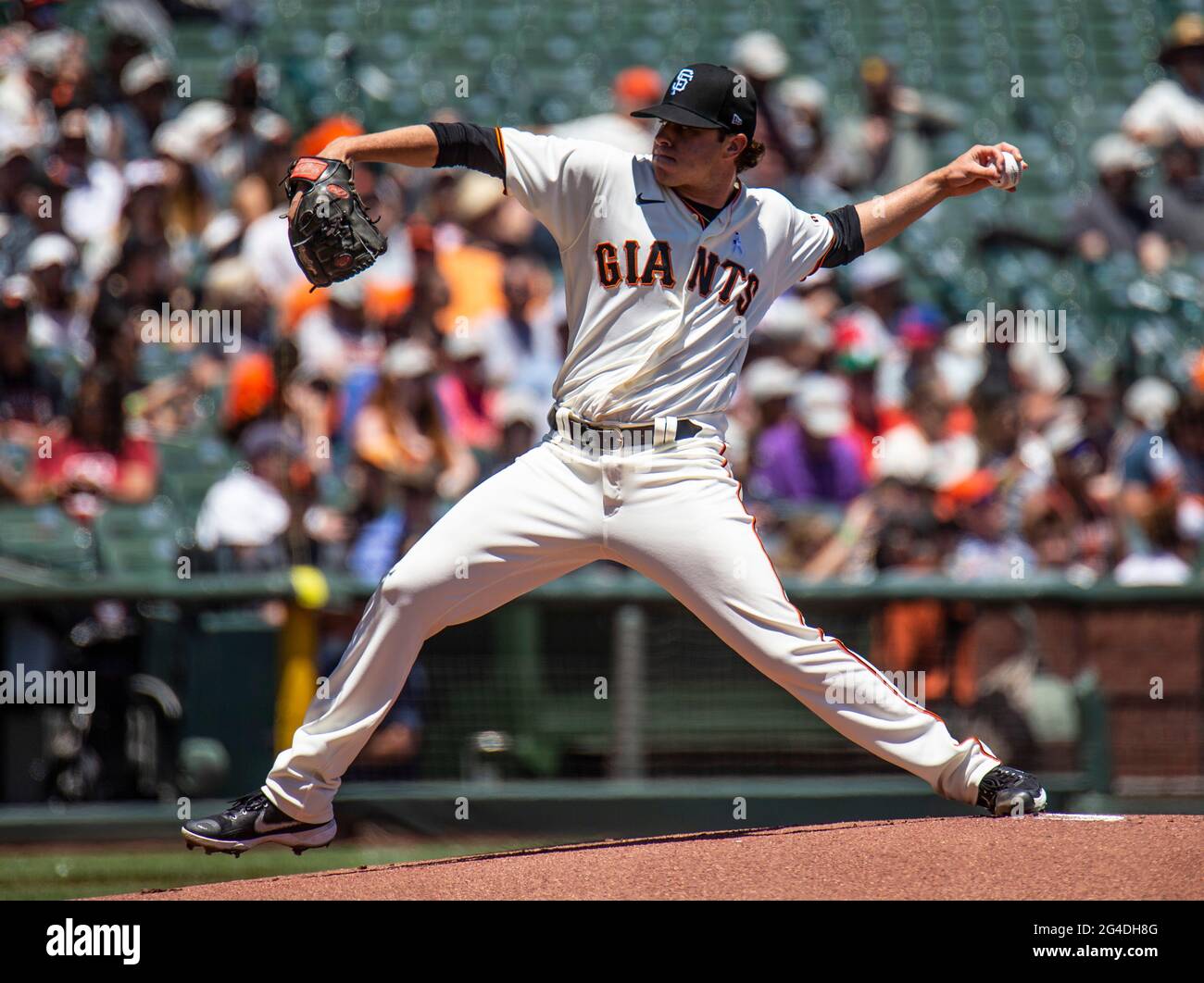 June 20 2021 San Francisco CA, U.S.A. The Giants starting pitcher Sammy ...