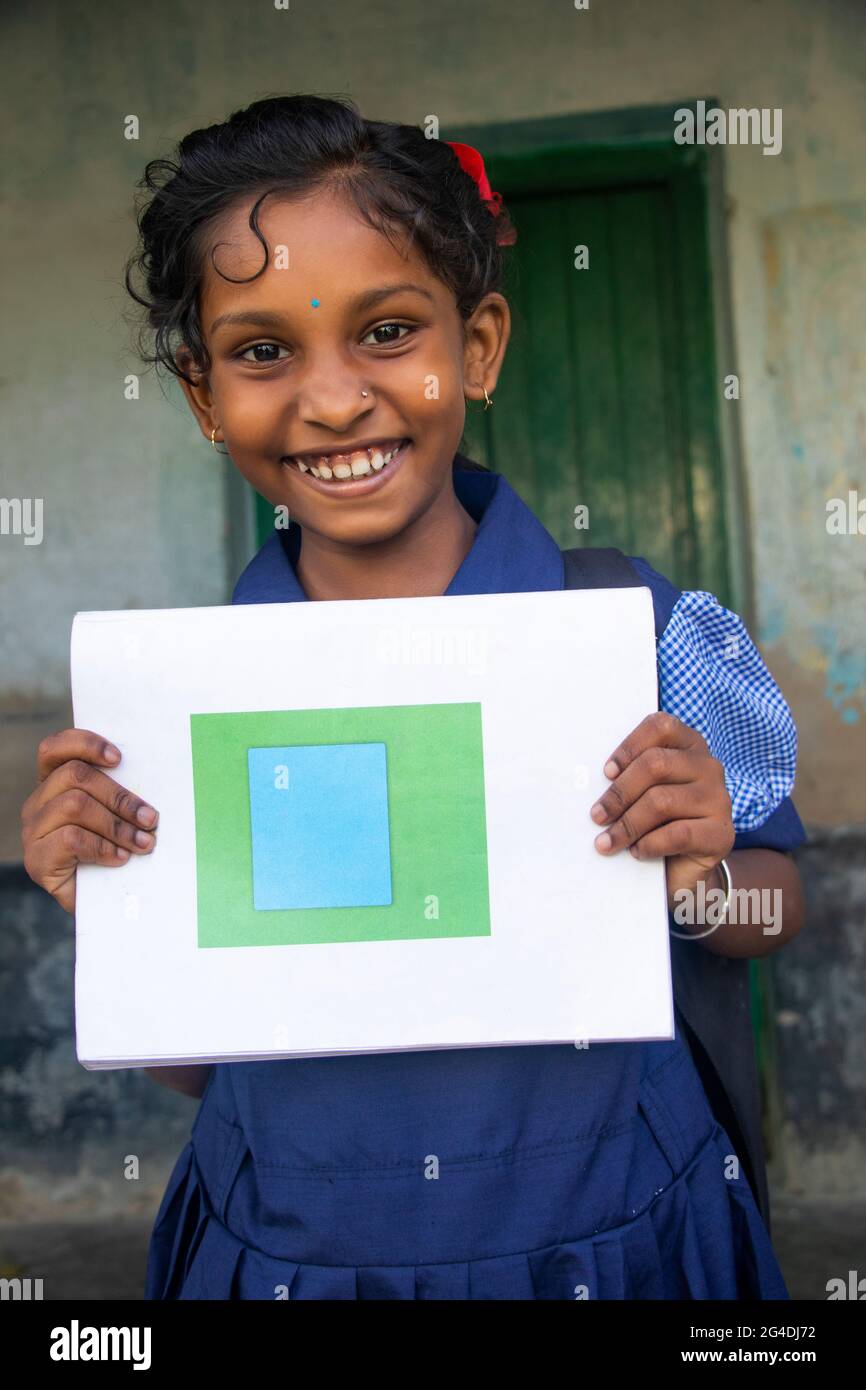 Side view smiling middle school girl hi-res stock photography and ...