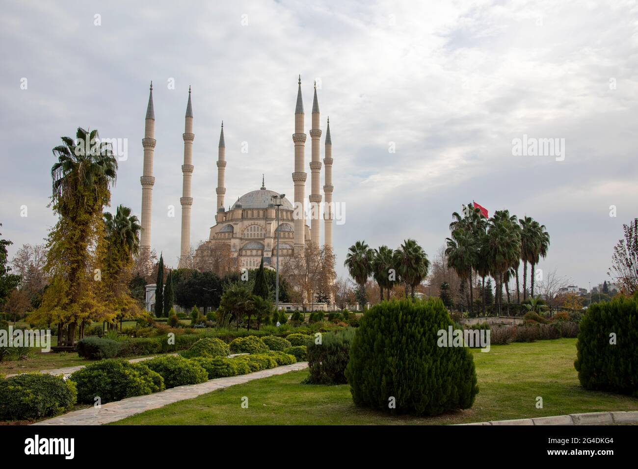 The great mosque with high minarets, which has high shooting quality ...