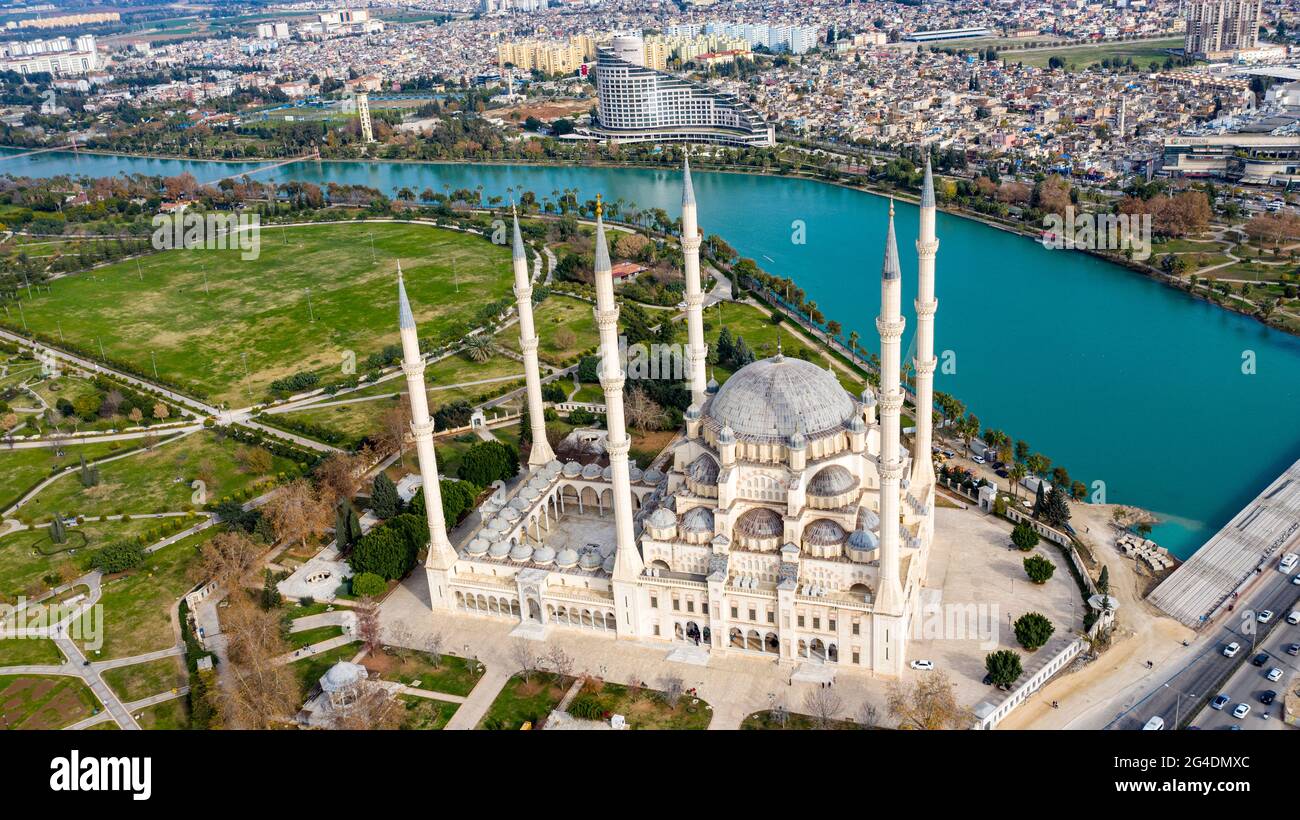 The great mosque with high minarets, which has high shooting quality ...
