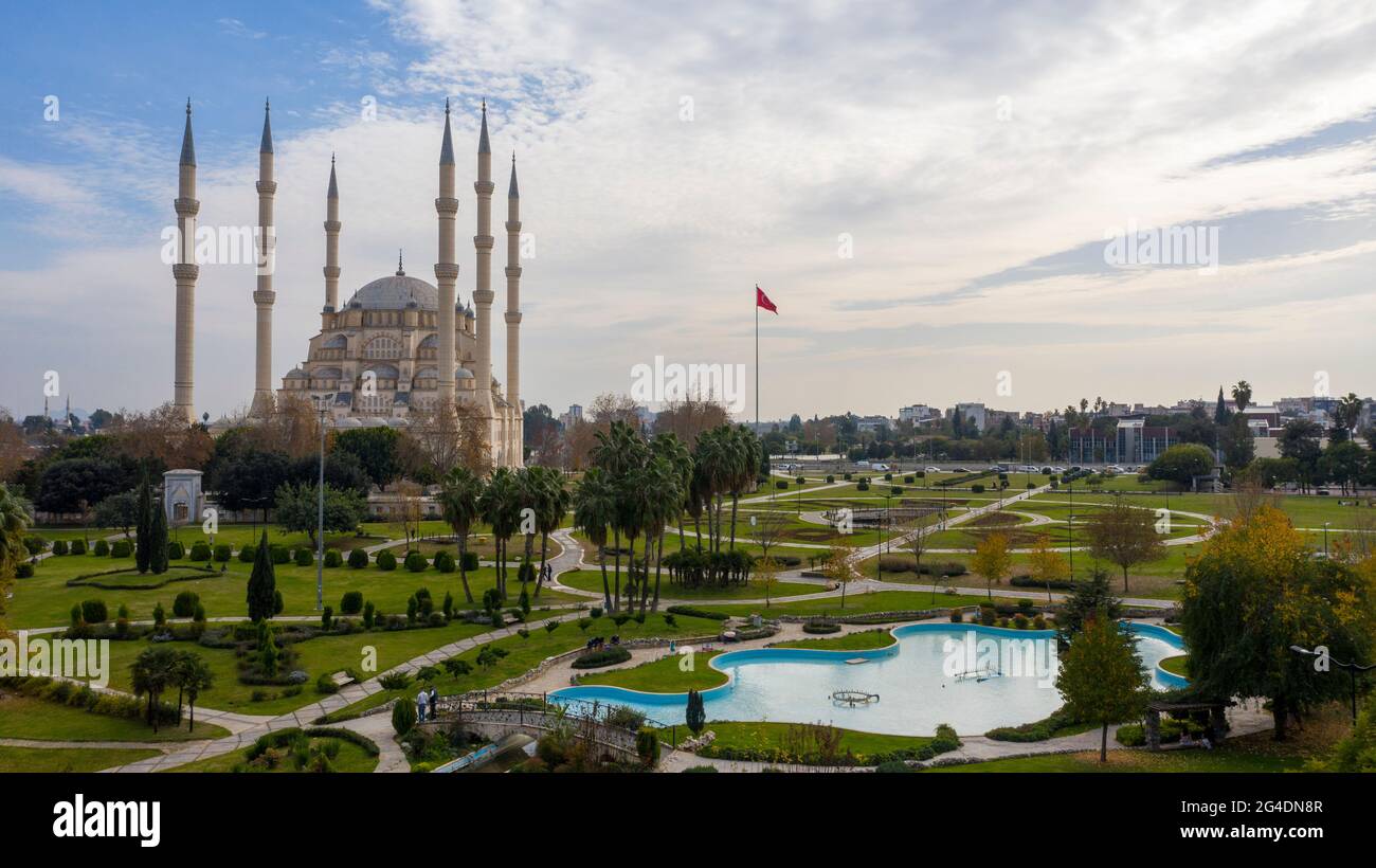 The great mosque with high minarets, which has high shooting quality ...