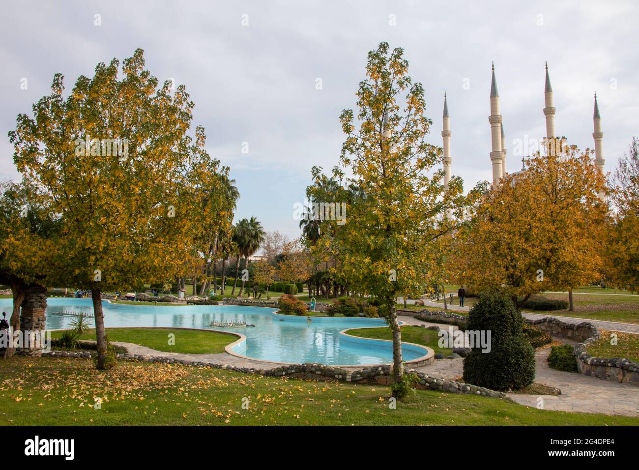 The great mosque with high minarets, which has high shooting quality ...