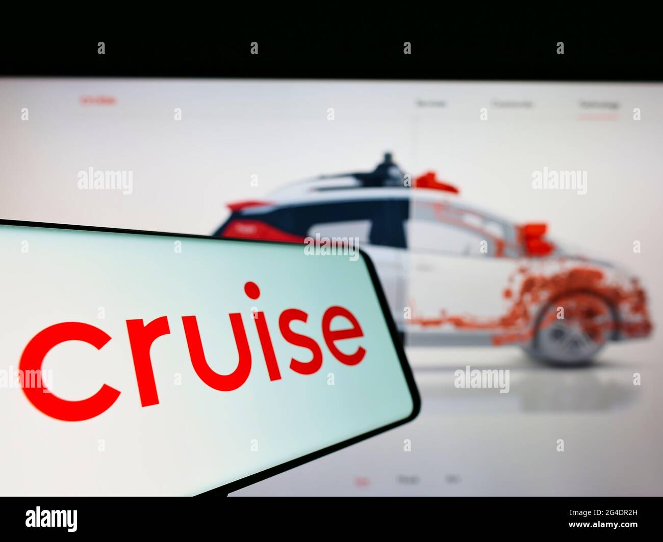 Smartphone with logo of US self-driving car company Cruise LLC on ...