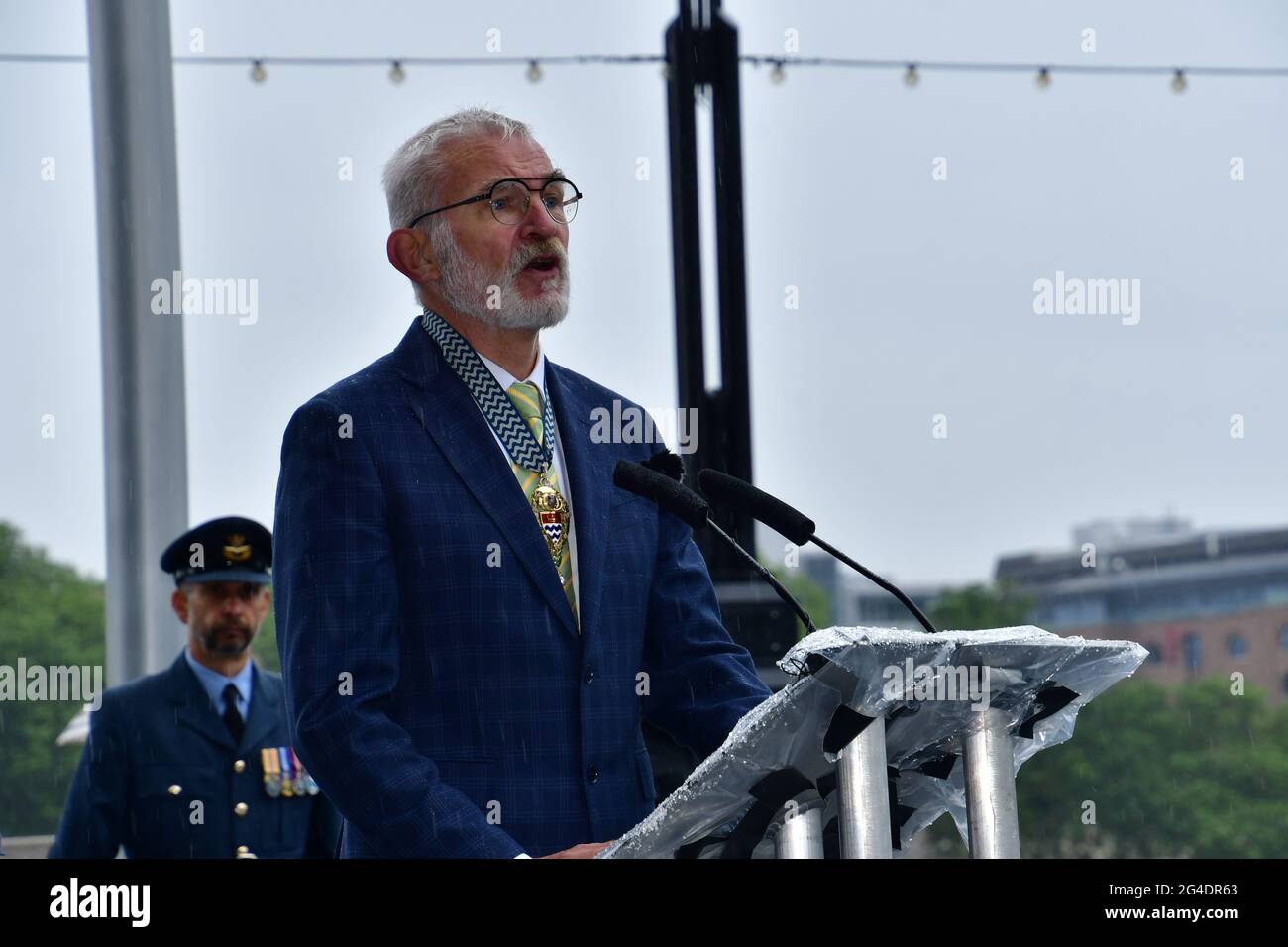 Air vice marshal simon edwards ma raf hi-res stock photography and ...