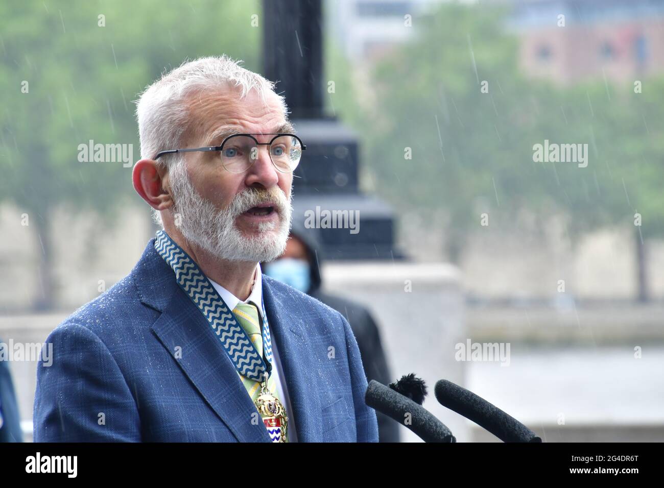Commodore robert j a bellfield cbe royal navy hi-res stock photography ...