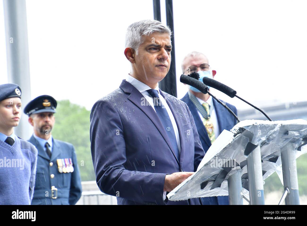 Air vice marshal simon edwards ma raf hi-res stock photography and ...