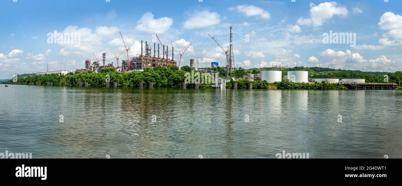 Ethylene cracker hi-res stock photography and images - Alamy