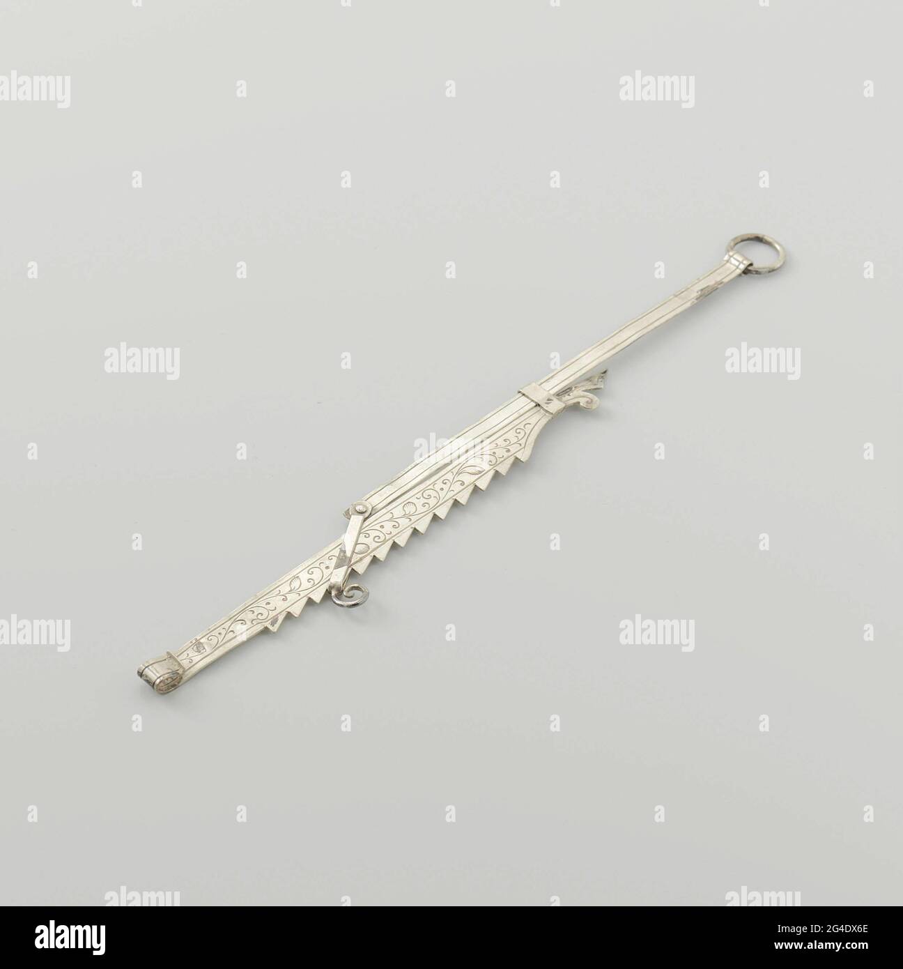 Toothed bar hi-res stock photography and images - Alamy