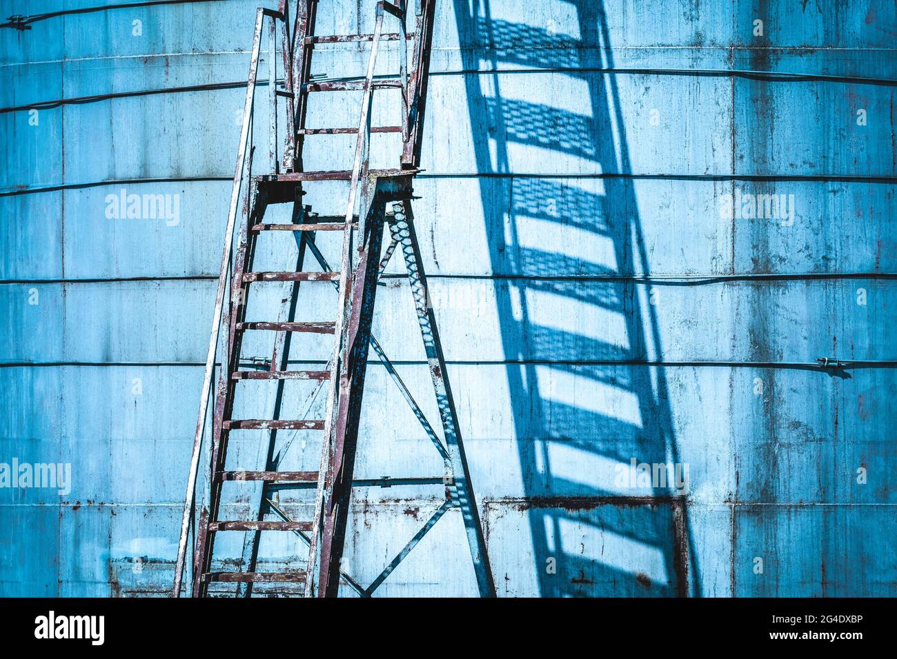 Storage access ladder hi-res stock photography and images - Alamy