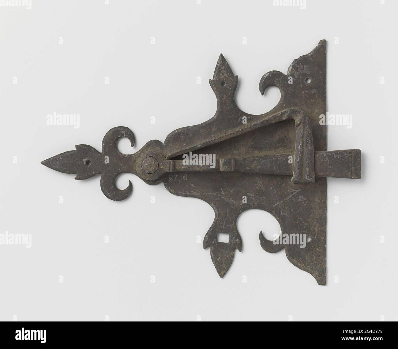 . An staggered single cut Stock Photo - Alamy