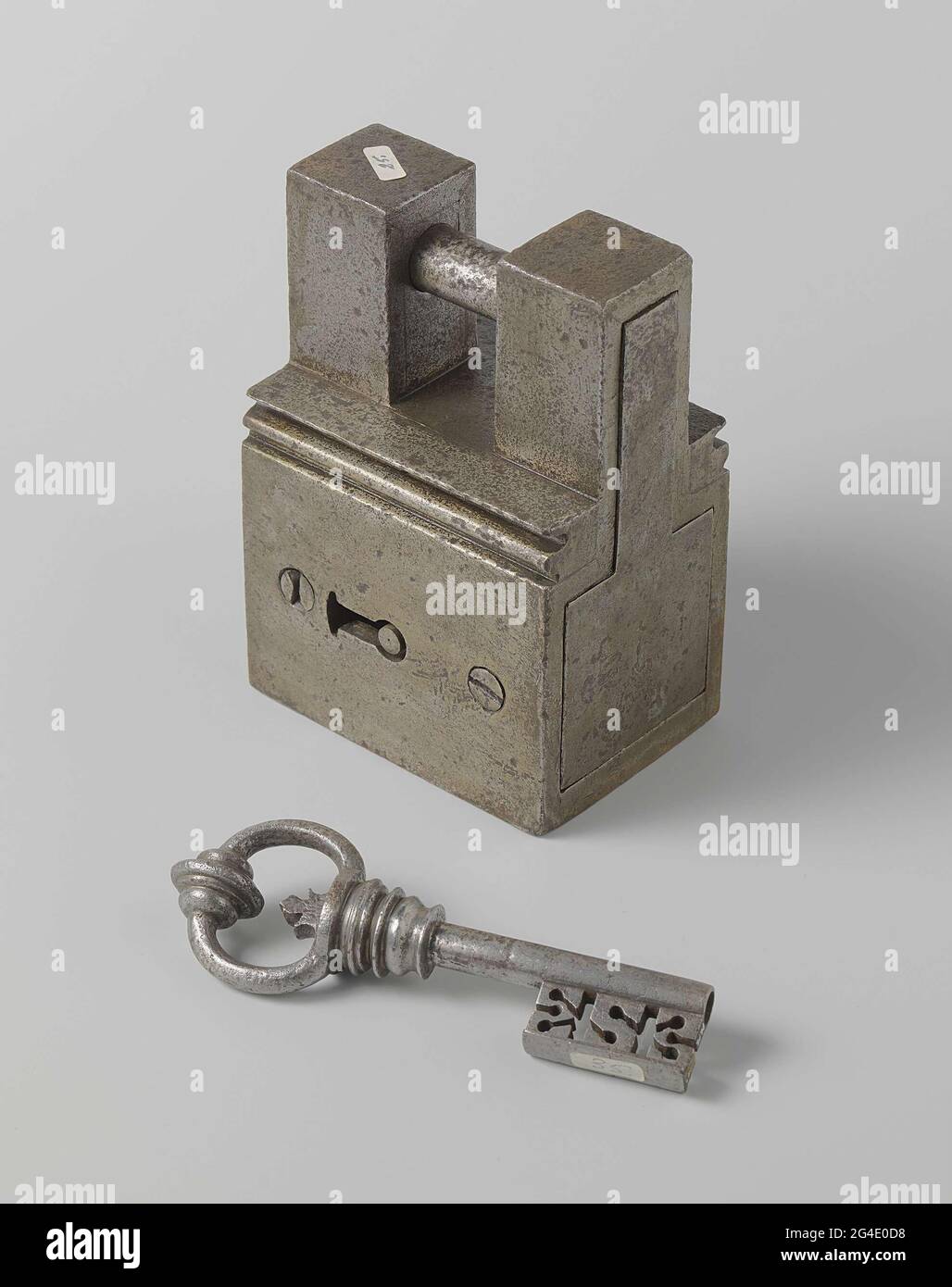 Large square padlock hi-res stock photography and images - Alamy