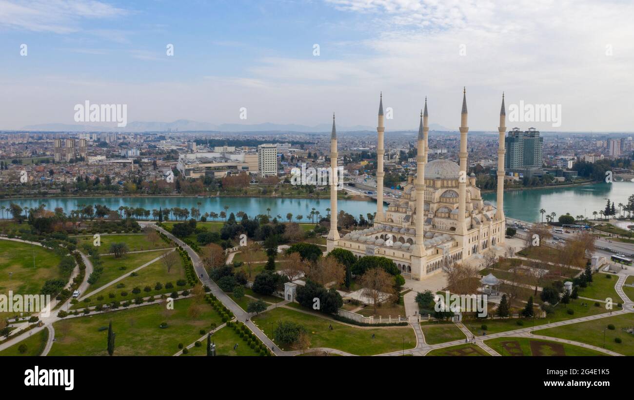 The great mosque with high minarets, which has high shooting quality ...