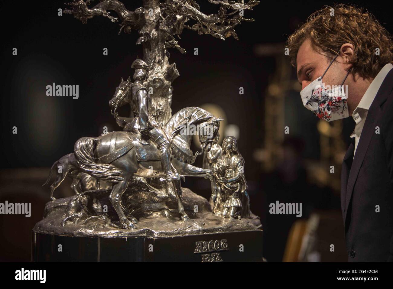 Elizabeth jagger and mick jagger hi-res stock photography and images ...