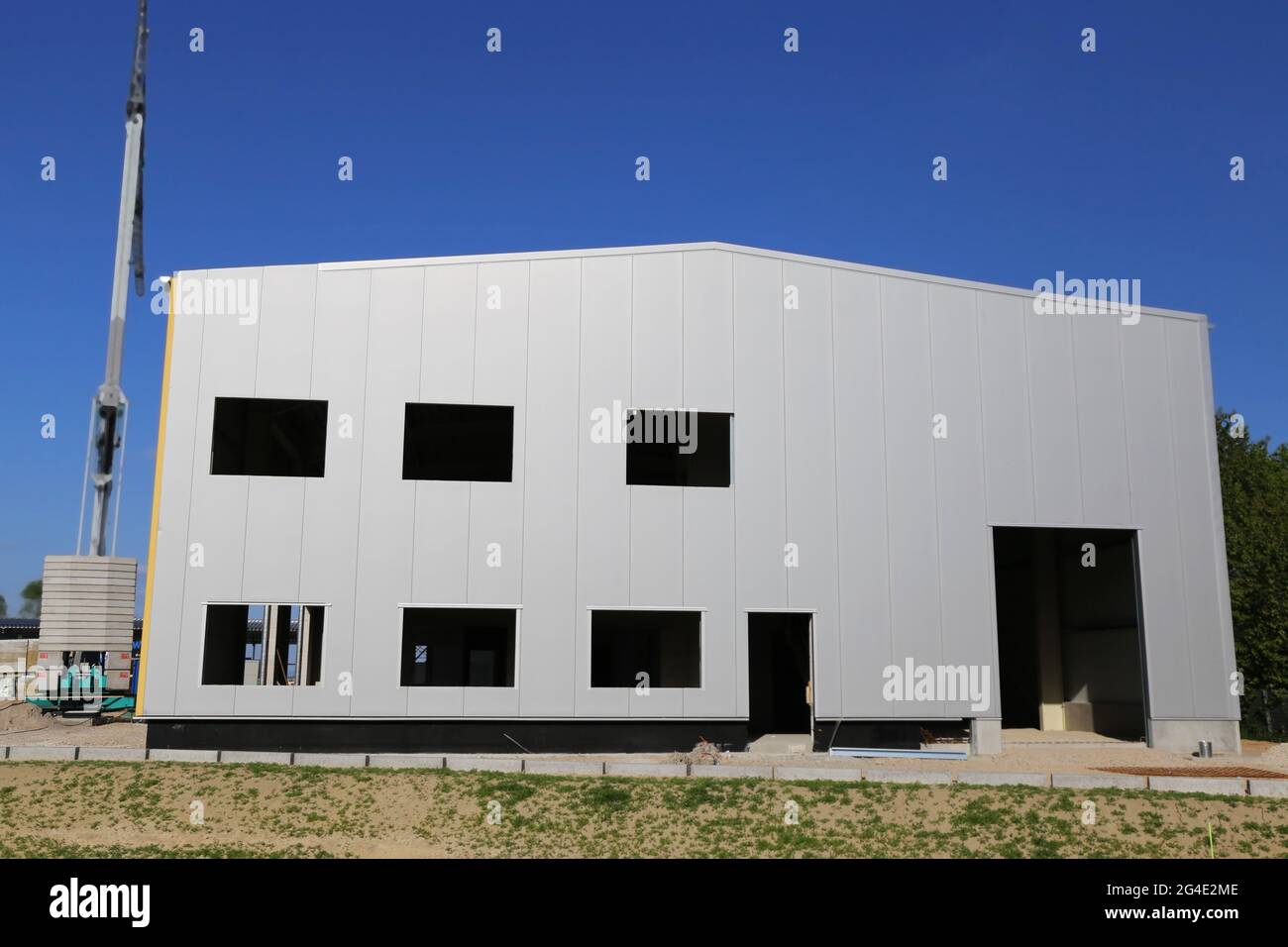 Commercial building, trade hall under construction Stock Photo - Alamy