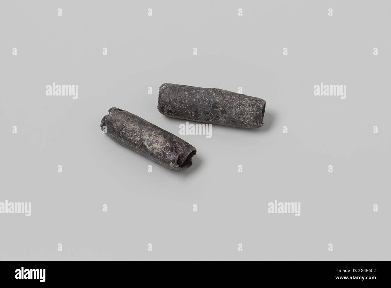 Loden role from the wreck of the East Indiesman 't flying heart. To ...