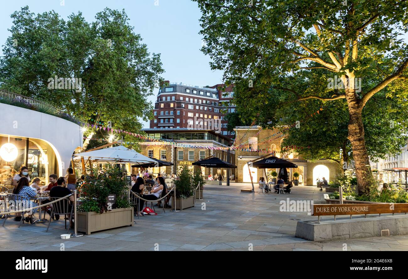Duke Of Yorks Square at Night Chelsea London UK Stock Photo - Alamy