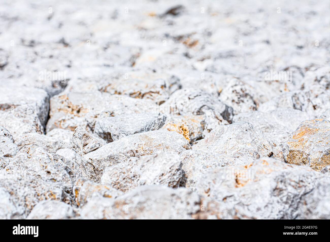 Rubble road hi-res stock photography and images - Alamy