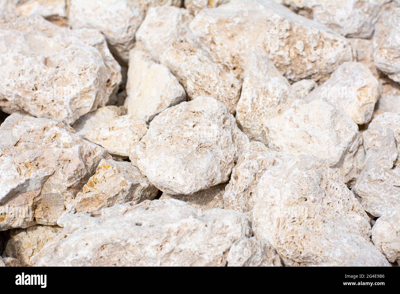 Rubble road hi-res stock photography and images - Alamy