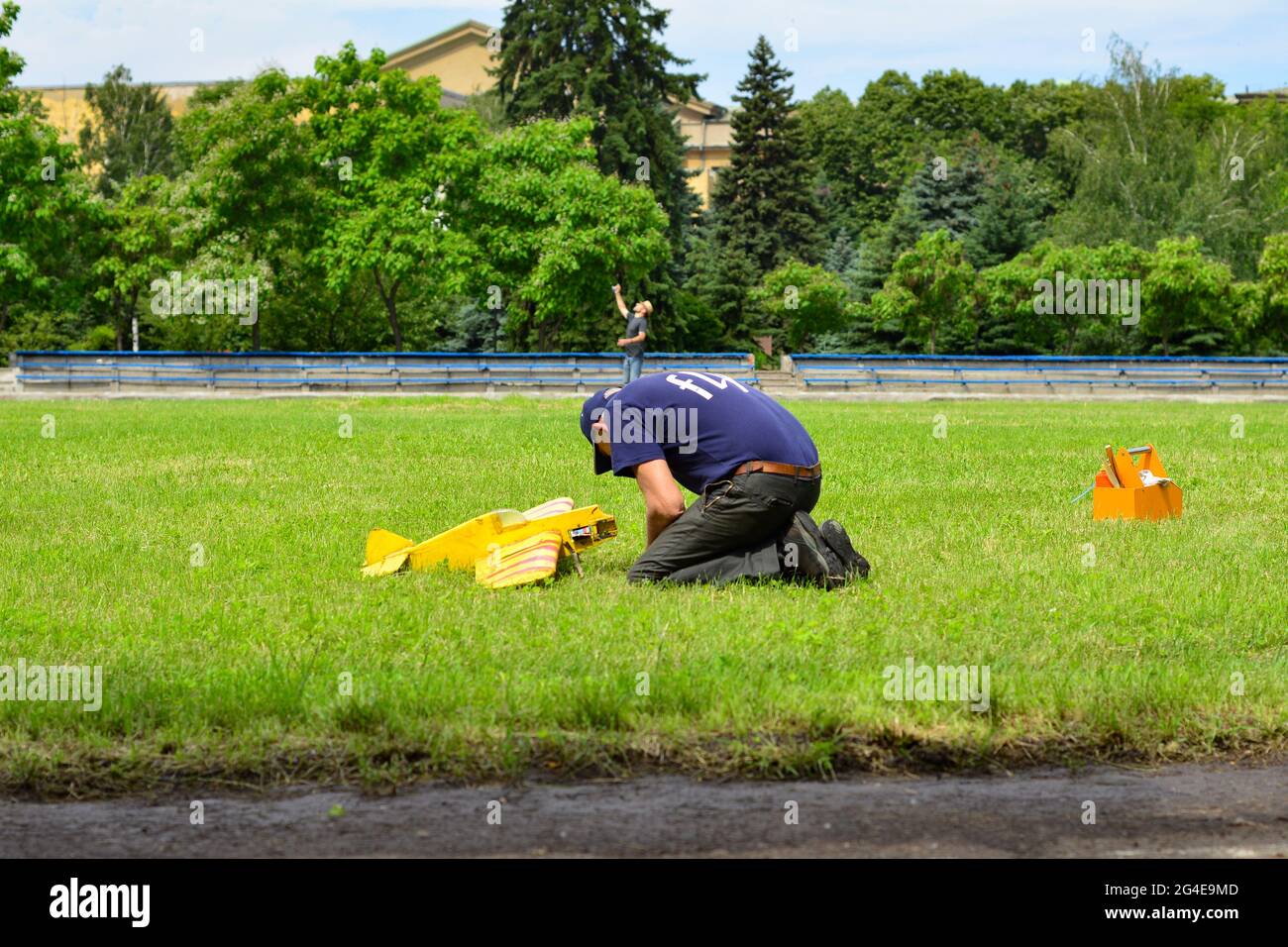 Aeromodelist hi-res stock photography and images - Alamy