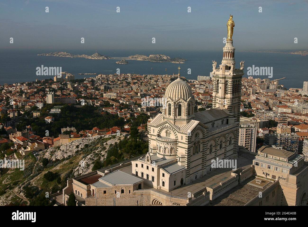 Birds eye view marseille france hi-res stock photography and images - Alamy