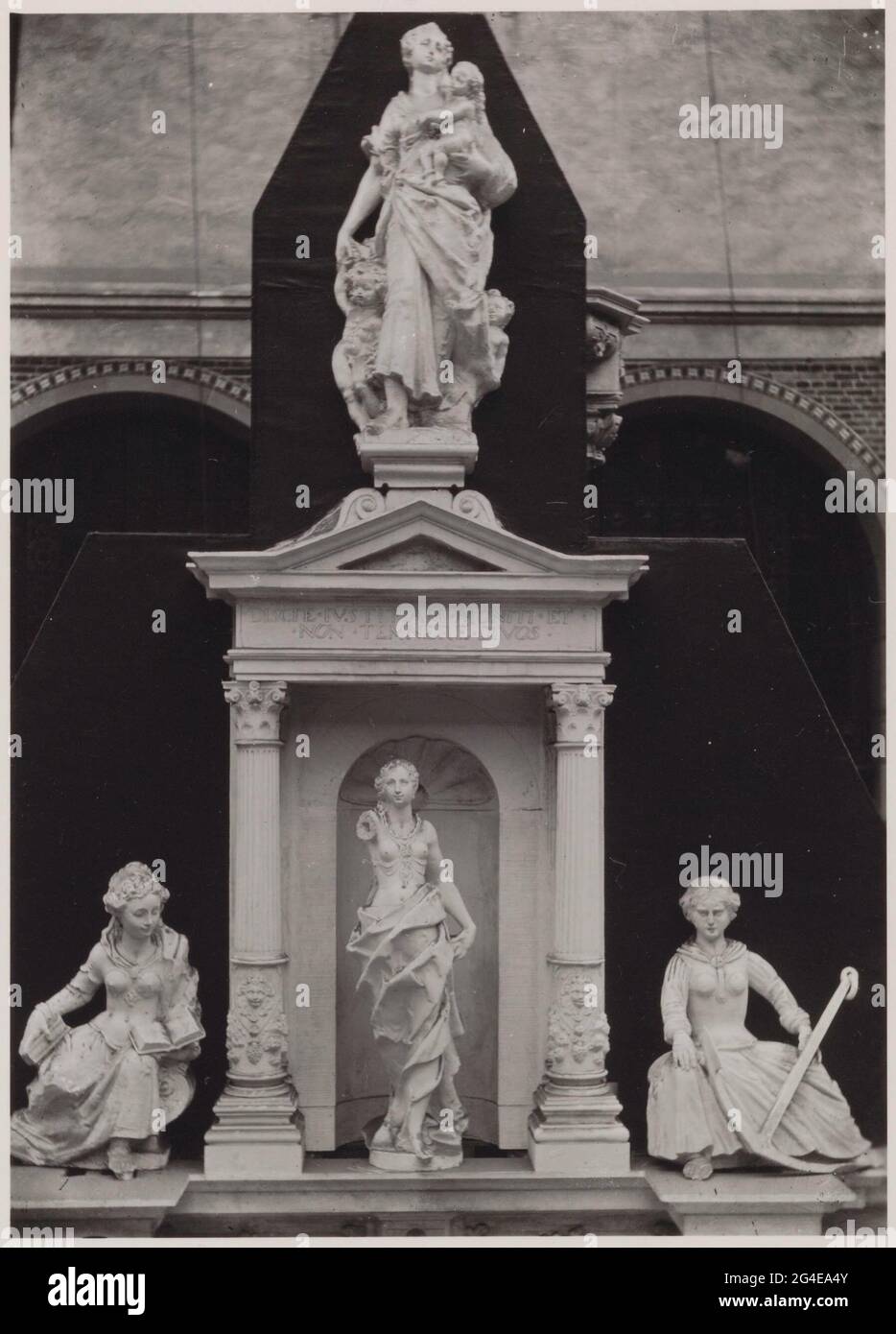 Construction clip in the western courtyard. Construction fragment of ...