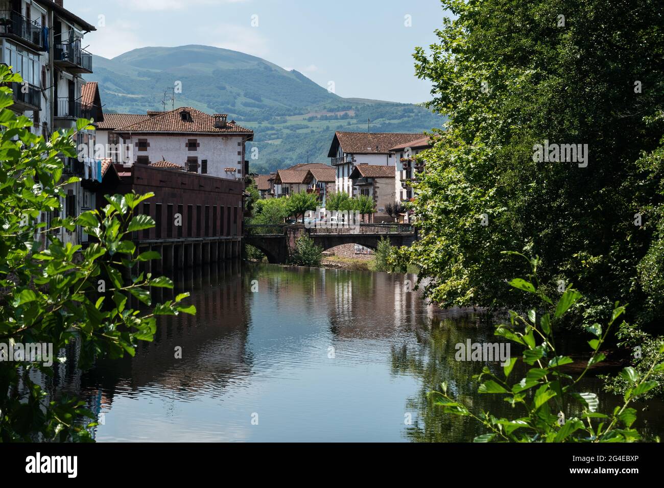 Rio Bidasoa in elizondo, navarra spain Stock Photo - Alamy