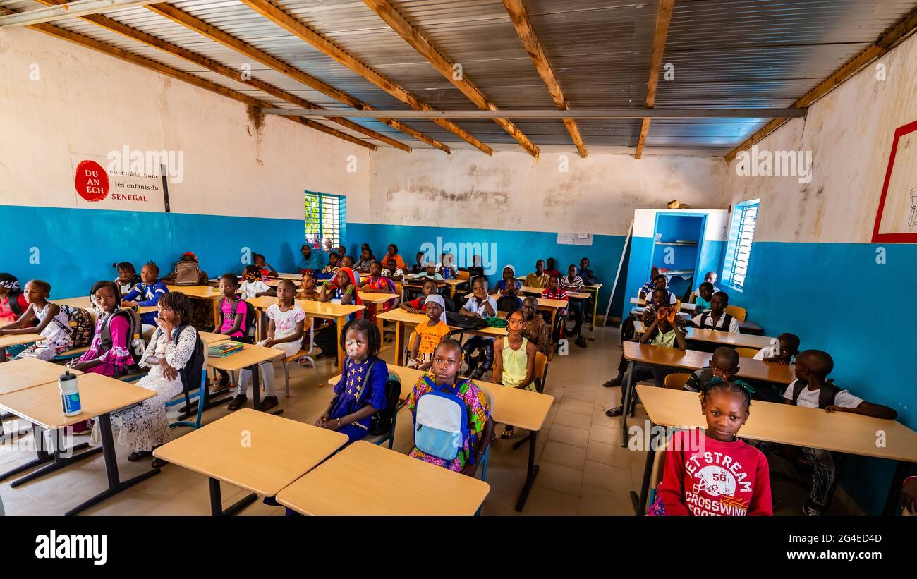 Poor south african classroom hi-res stock photography and images - Alamy