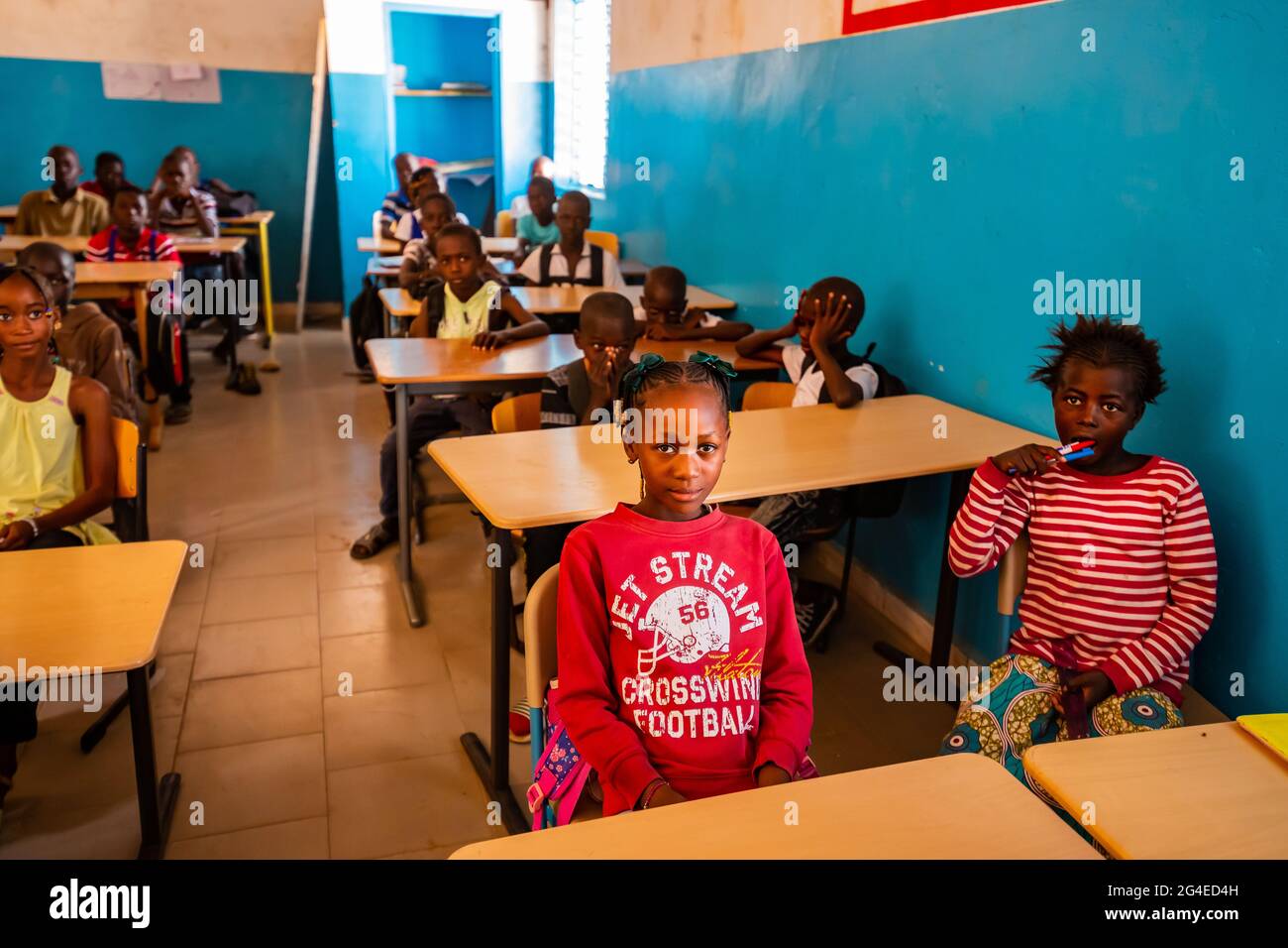 School students teacher senegal hi-res stock photography and images - Alamy
