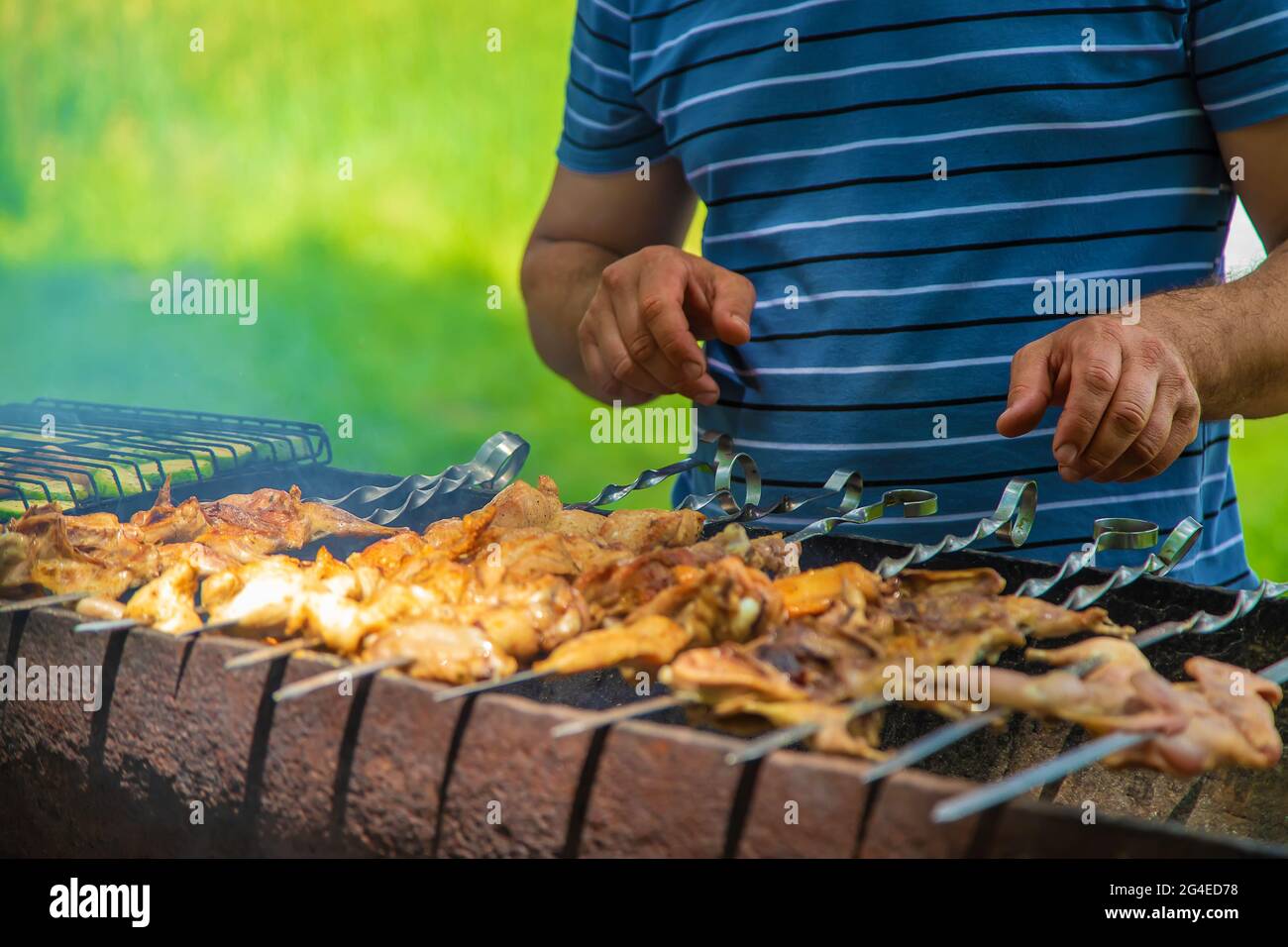 Flame roasts hi-res stock photography and images - Alamy