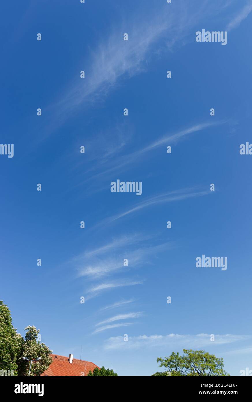 Altitude high clouds background hi-res stock photography and images - Alamy