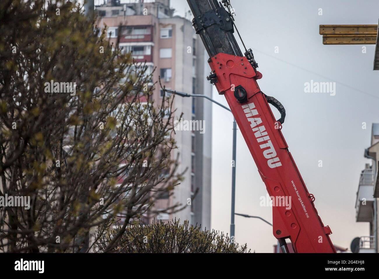 Picture of a sign with the logo of Manitou on one of their machinery ...