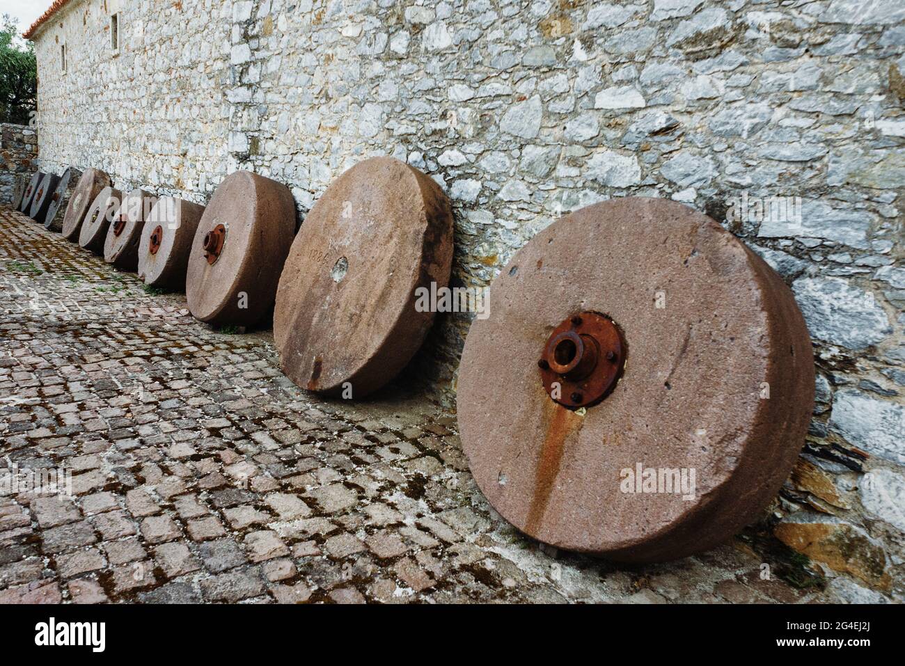 Olive oil stone press mill hi-res stock photography and images - Alamy