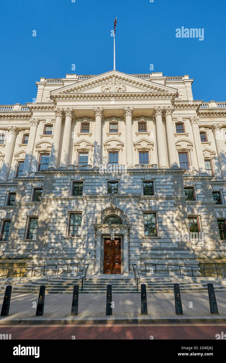 Ffice building hi-res stock photography and images - Alamy