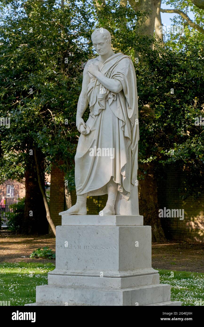 Huskisson statue hi-res stock photography and images - Alamy