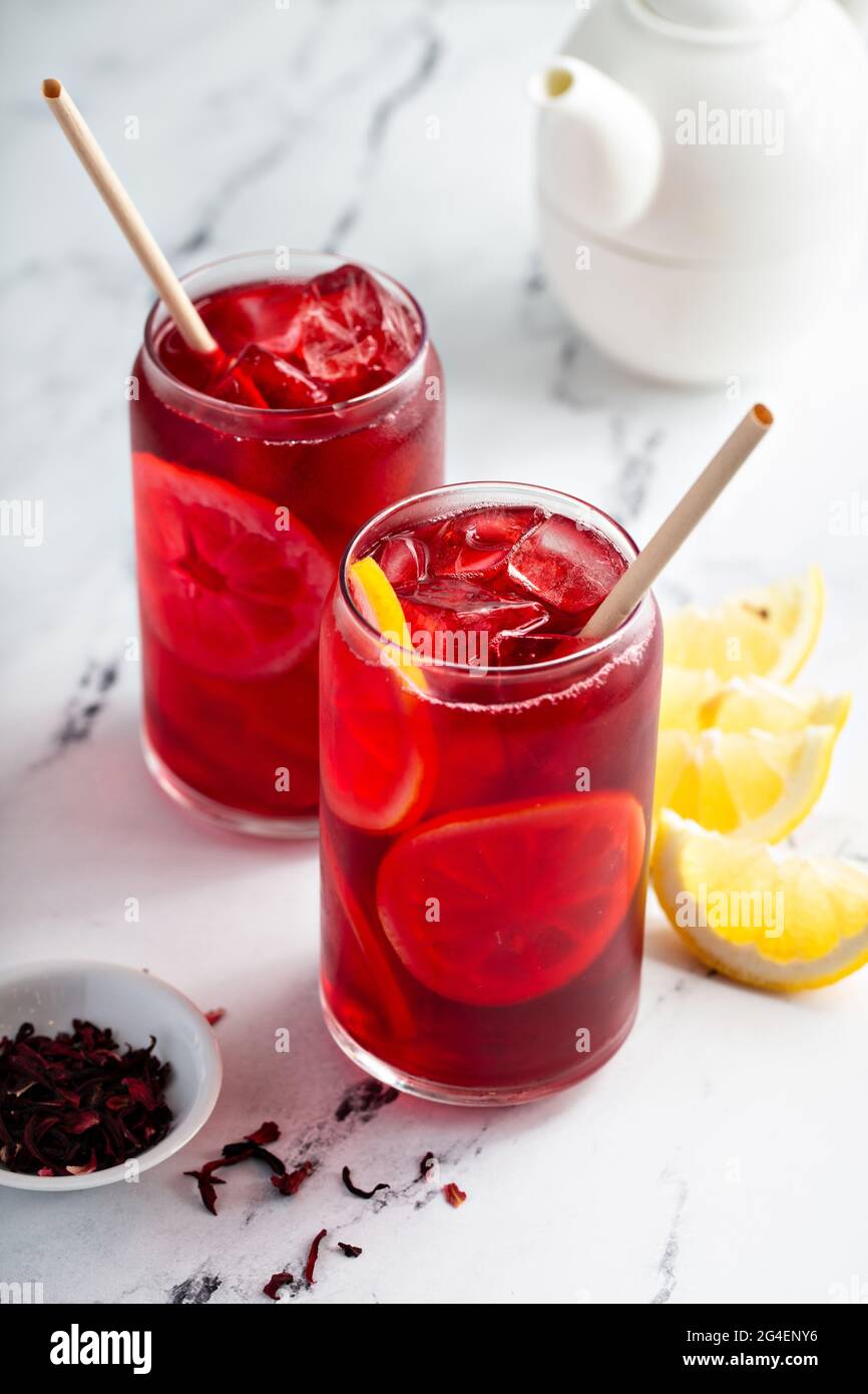 Hibiscus iced tea hi-res stock photography and images - Alamy