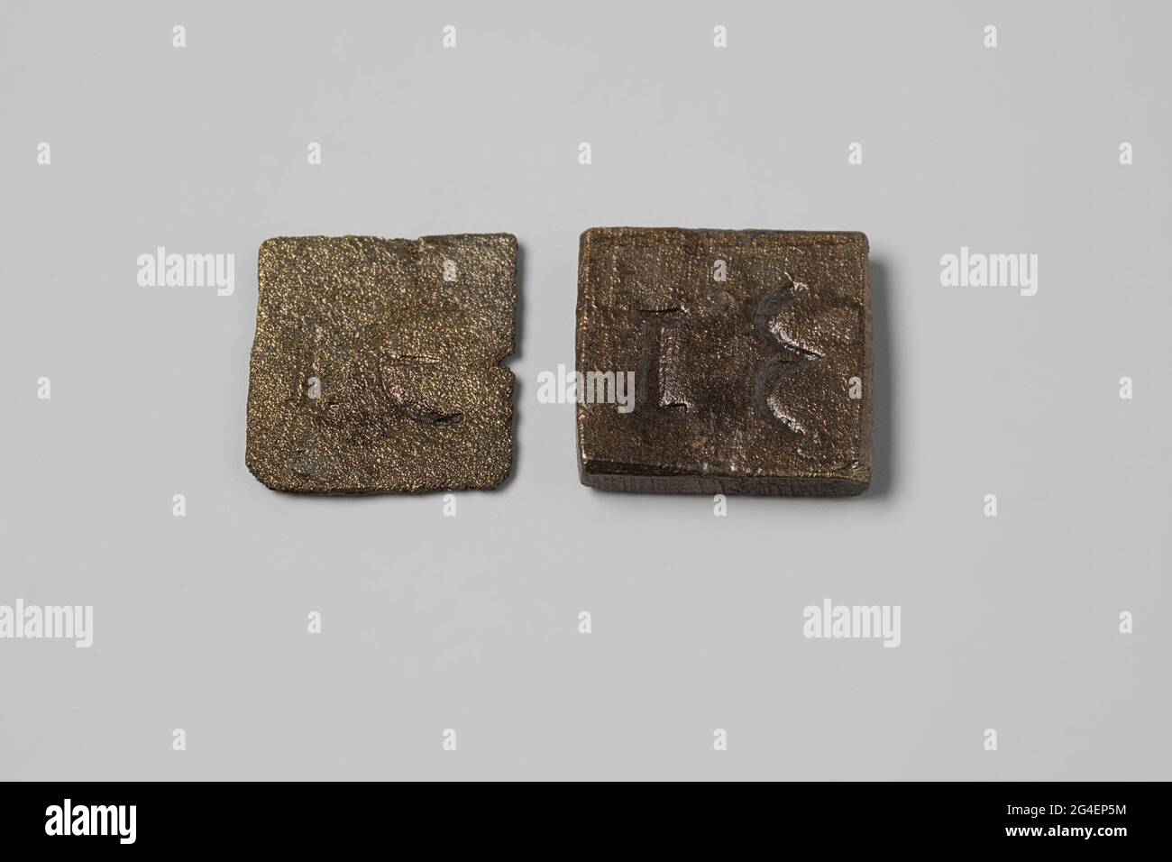 Weights Pharmacist Balance from the wreck of the East Indieschief ...