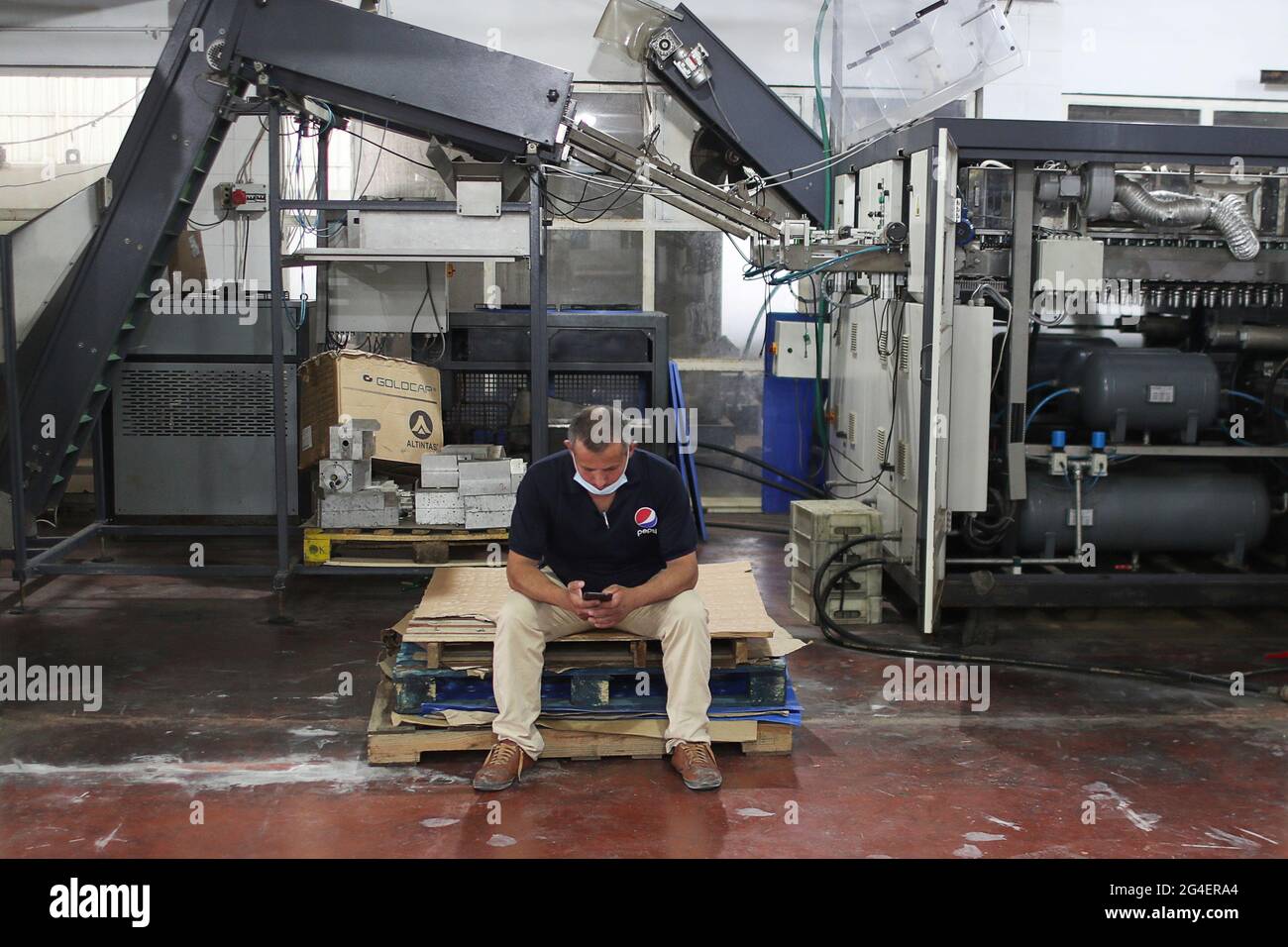 Pepsi factory hi-res stock photography and images - Alamy